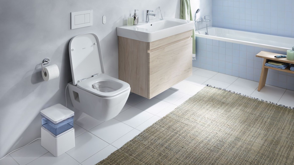 The Geberit AquaClean shower toilet: quick and easy to install ...